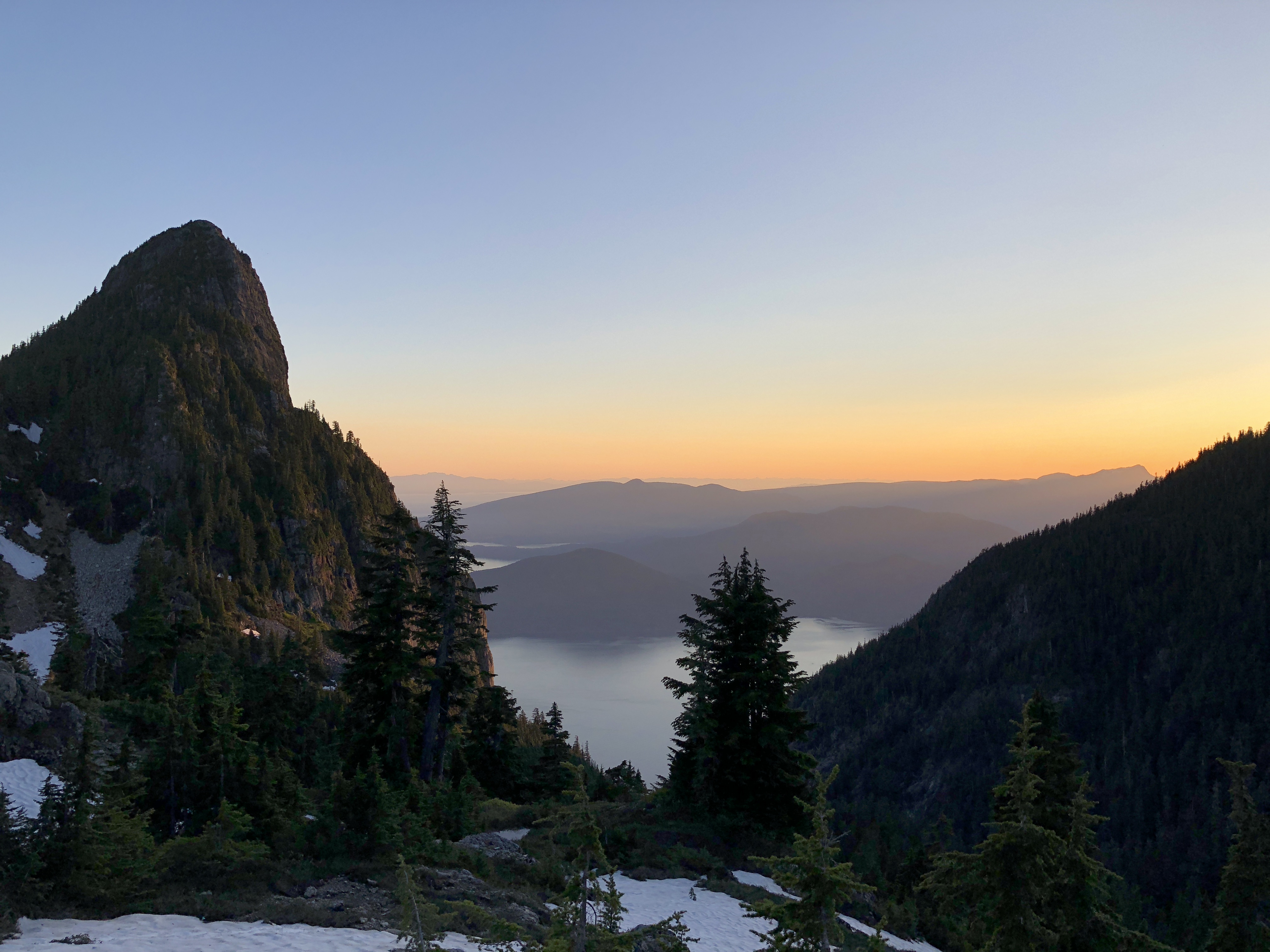 Howe Sound Crest Trail Hiking Guide - Outdoor Vancouver