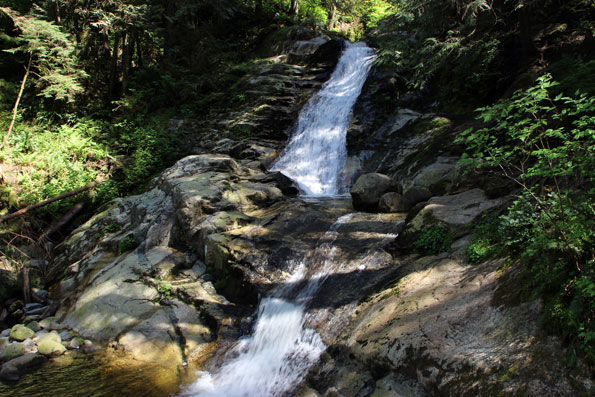 Crystal Falls Hike in Coquitlam | Outdoor Vancouver